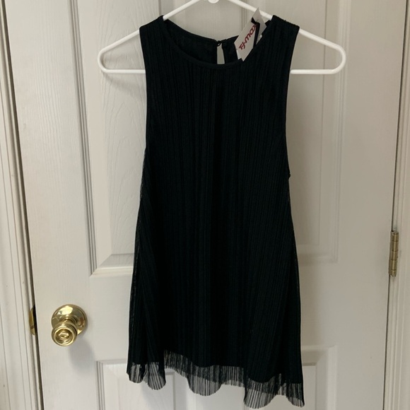 Mimi Chica | Tops | Nwt Mimi Chica Sheer Shift Size Xs Would Look Great ...